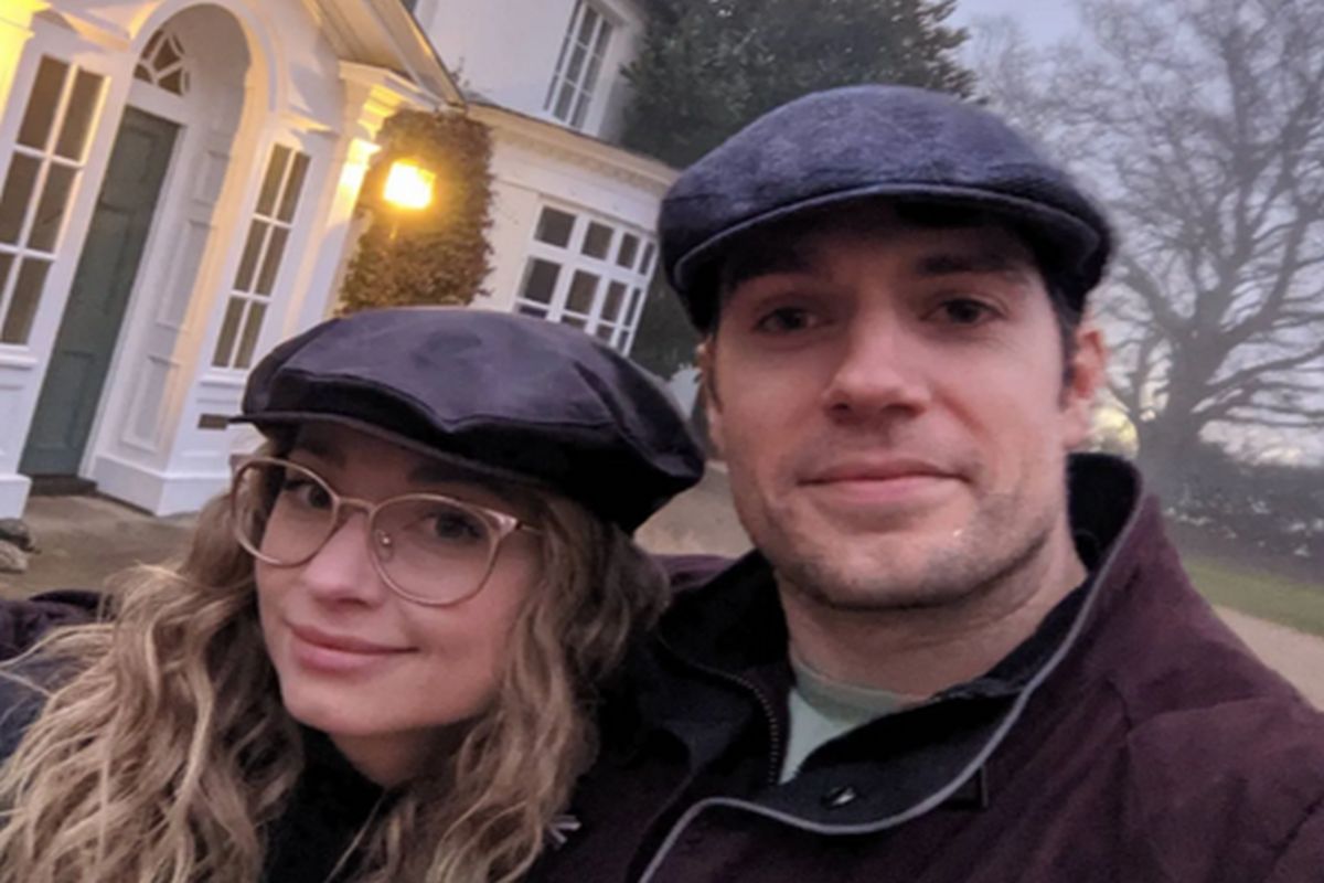 Henry Cavill ficou noivo, antes de se tornar pai - O SERINGAL