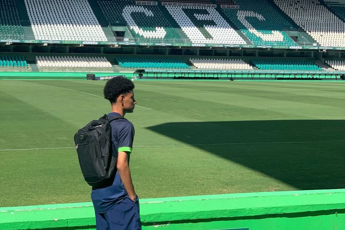 Destaque das categorias de base do Greval assina com o Coritiba - O ...