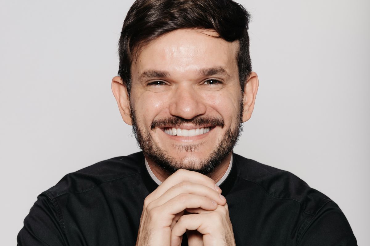 Padre Patrick chega a Barueri com novo espetáculo - O SERINGAL