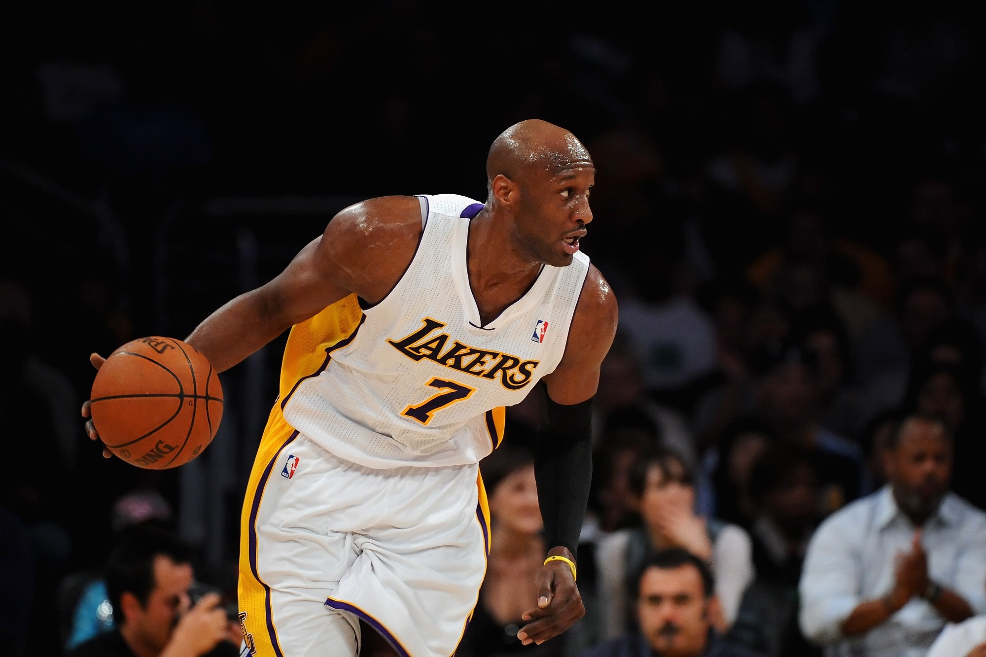 NBA: ex-astro dos Lakers é despejado de apartamento por dívidas - O ...