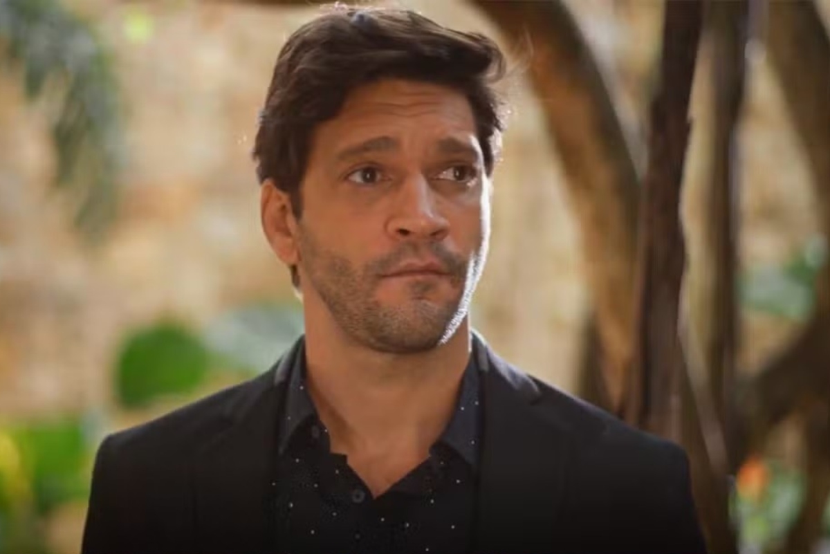 Vanderson invade escola de Sogia e a deixa em risco - O SERINGAL