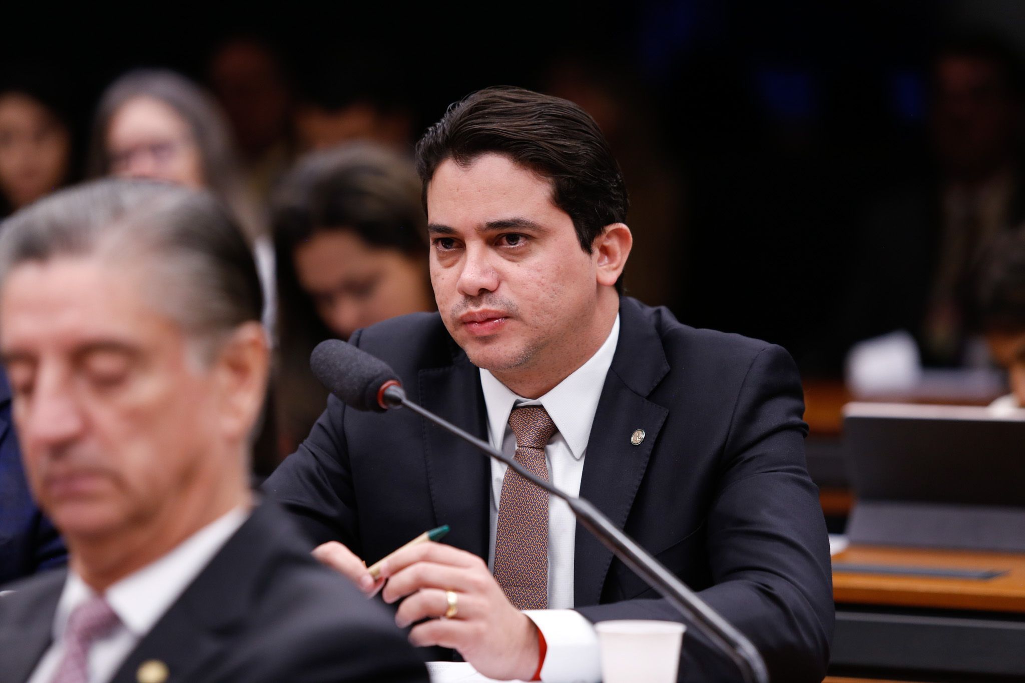 Análise: Caso Júnior Mano expõe descontrole de emendas parlamentares - O SERINGAL