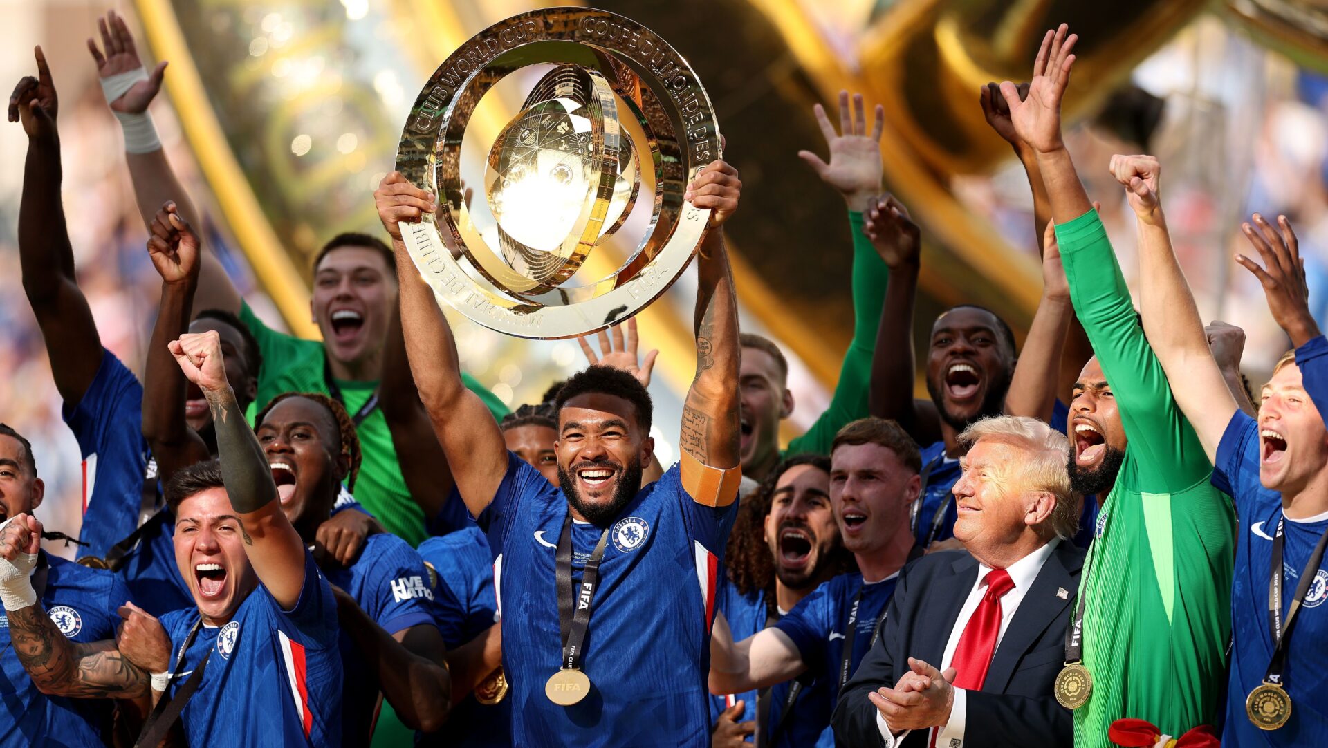 Presidente da Fifa “salva” Donald Trump de saia justa na final do ...