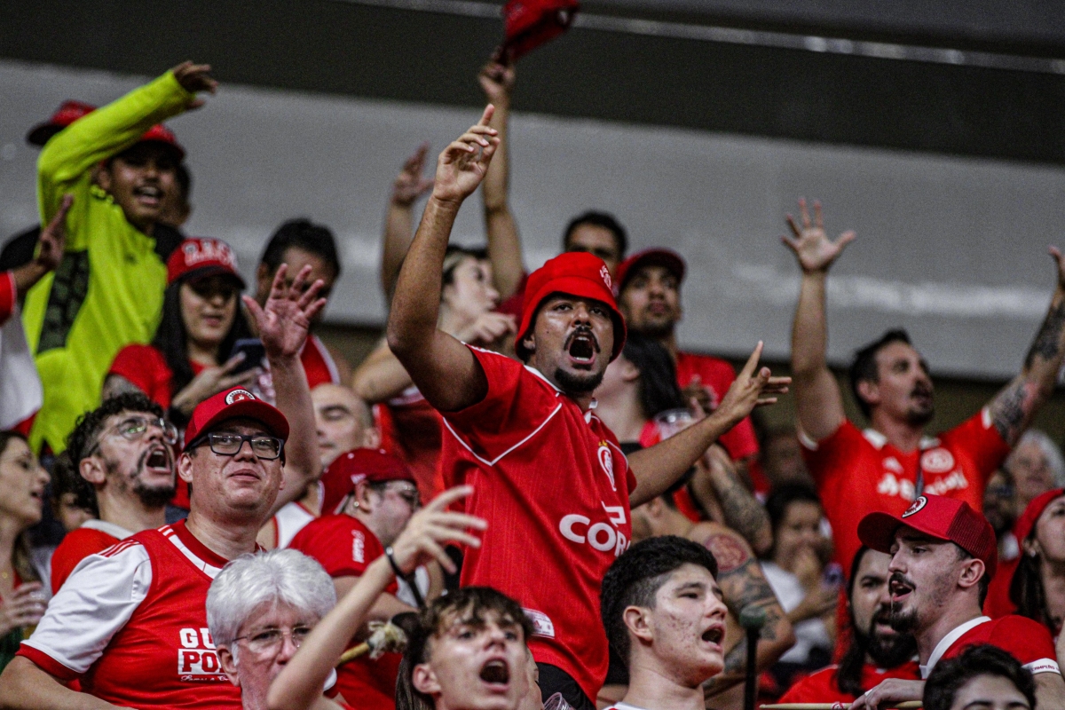 Torcida do Inter arrecada R$ 31 mil para festa antes de jogo com Fla ...