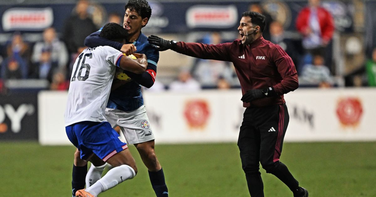 Gustavo Gómez, do Palmeiras, inicia confusão generalizada em EUA x ...